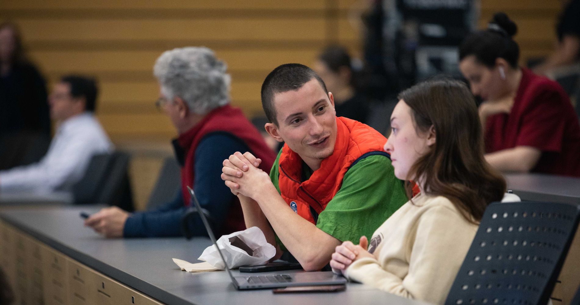Faculté des arts et des sciences - UdeM - L'heure est brave